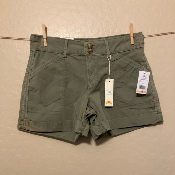 C&C California | Shorts | Nwt Cc California Size 2 Green Khaki Shorts ...